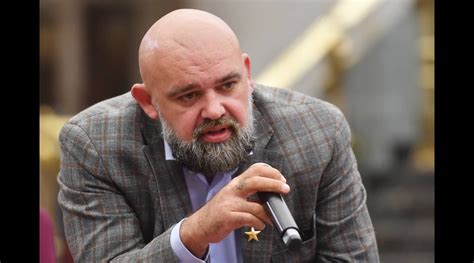 Проценко объяснил в каких случаях при омикроне необходимо обращаться