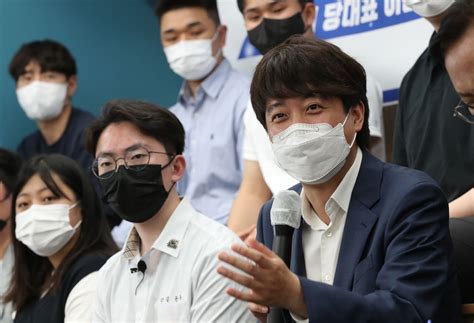 이준석 통일부도 없애자 이인영 당론이라면 유감