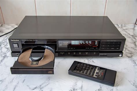 Golden Age Of Audio TECHNICS SL P420 CLASS AA FF 1 MULTI VOLTAGE CD PLAYER 1987