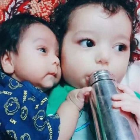 Irish Twin Sisters