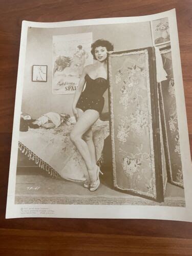 Sexy Cheesecake Movie Still 8 X 10 B And W Photo Legs Heels 4823808938