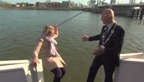 Best And Funniest News Bloopers Of 2014 Viral Video Time