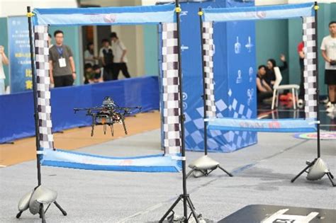 银发网 第26届中国机器人及人工智能大赛上海赛区在上海工技大举办