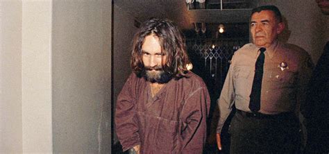 Muere Charles Manson El Rostro De La Pesadilla Hippie Norteamericana