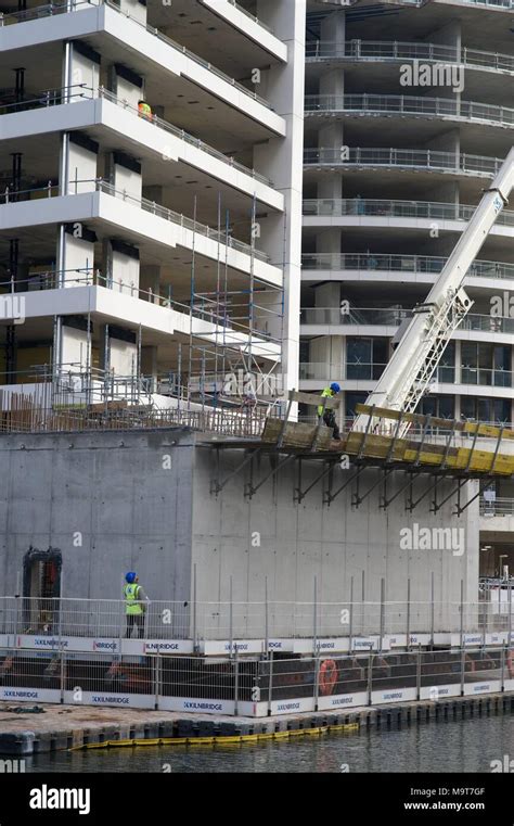 Canary Wharf East London Stock Photo Alamy