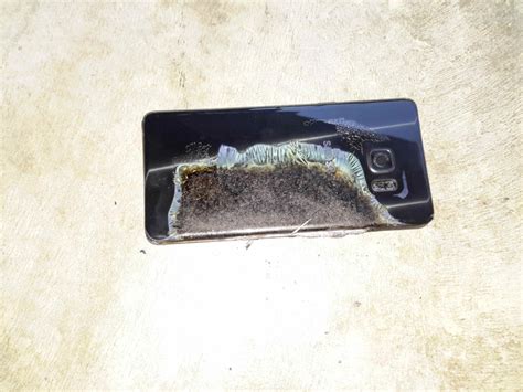 Samsung Galaxy Note 7 Explodes In Australia Leaves Owner With A 1800