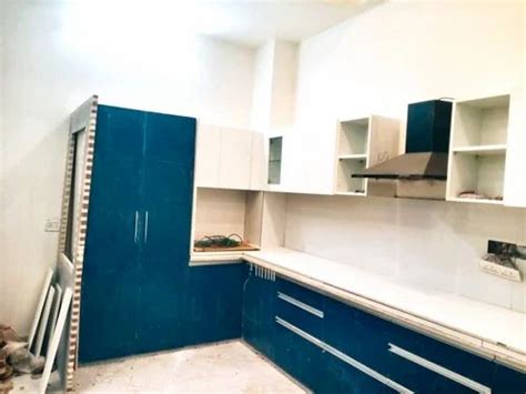 L Shaped Modular Kitchen At ₹ 1050sq Ft Wooden Modular Kitchen In