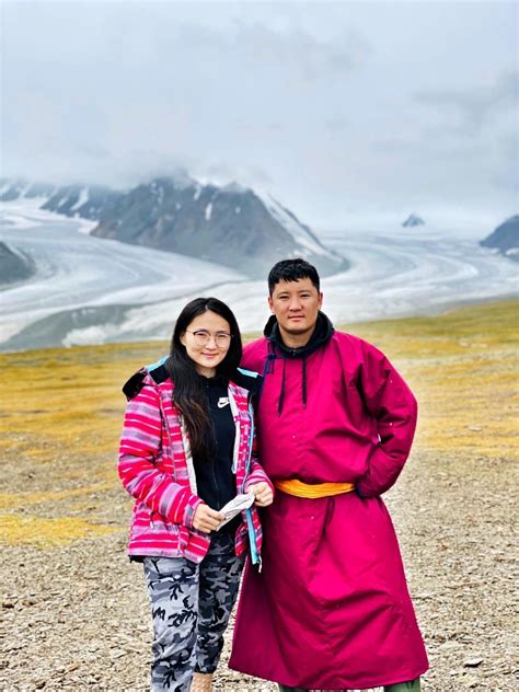 Дуучин Д Найдандорж эхнэртэйгээ эвлэрэн эргэн нийлсэн үү ТАС МН