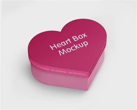 심장 상자 모형이라는 단어가 있는 분홍색 하트 상자 모형입니다 프리미엄 Psd 파일