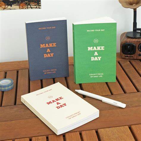 Iconic 2025 Flow Dated Weekly Diary Planner