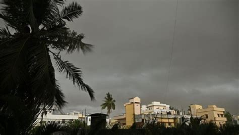Imd Predicts Heavy Rain In Coastal Andhra Pradesh Telangana Odisha