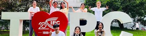中国科学院理化技术研究所只金芳课题组