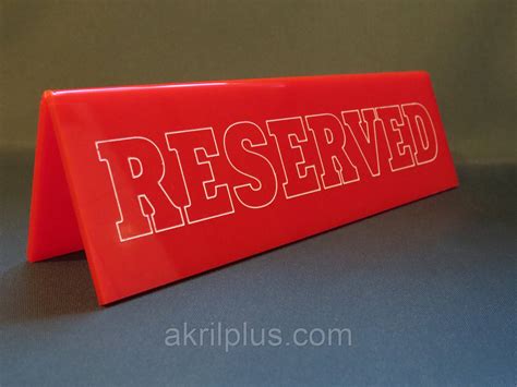 Табличка Reserved красная: продажа, цена в Киеве. Готовые ...