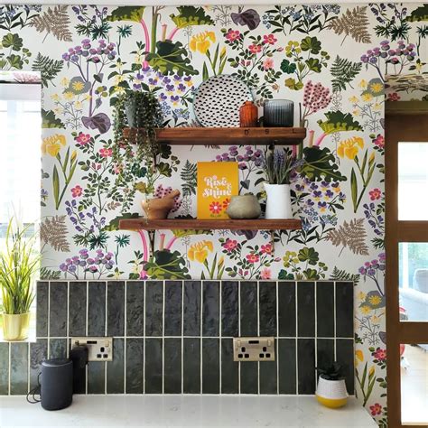 Cassis Botanical Green Tile Tileflair