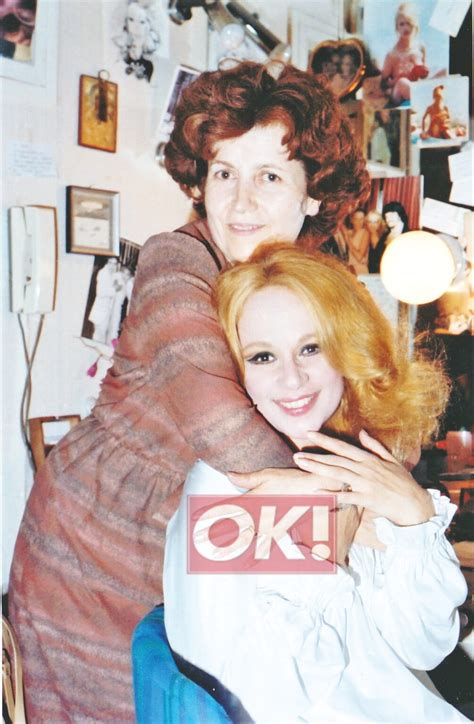 Αλίκη Βουγιουκλάκη 3 φωτογραφίες στο ιστορικό καμαρίνι της