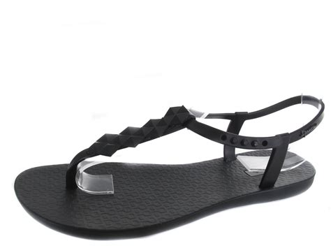 Дамски силиконови сандали Ipanema черни 81458-22467 | eObuvki.bg