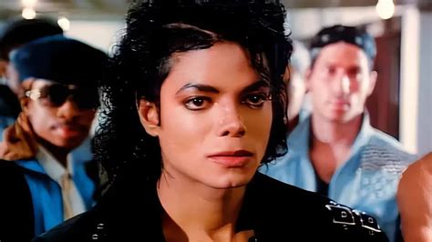 ویژگی‌های مایکل جکسون یکی از پیچیده‌ترین و بحث‌برانگیزترین چهره‌های قرن بیستم