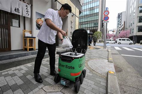 Uber Eats Japan Begins Deliveries With Self Driving Robots Persuader Tv