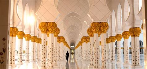 Discover The Majestic Sheikh Zayed Grand Mosque Best Visits