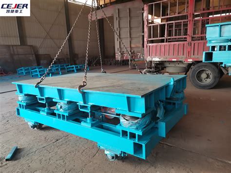Vibration Table For Compacting Dry Sand For Foundry Vibration Table