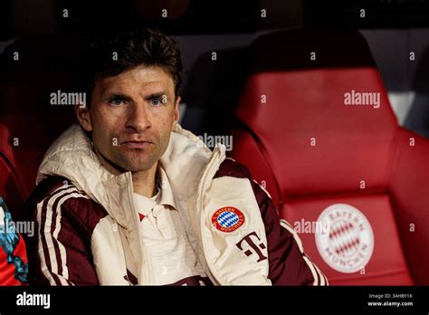 Thomas M Ller FC Bayern M Nchen 25 Auf Der Bank UEFA Champions