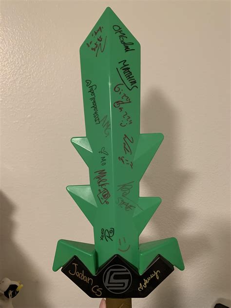 What Does This Say Matpat Signed In 2015 2016 Rgametheorists