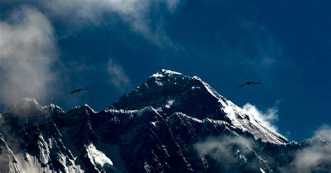 Helikopterkrasch Vid Mount Everest Sex Döda