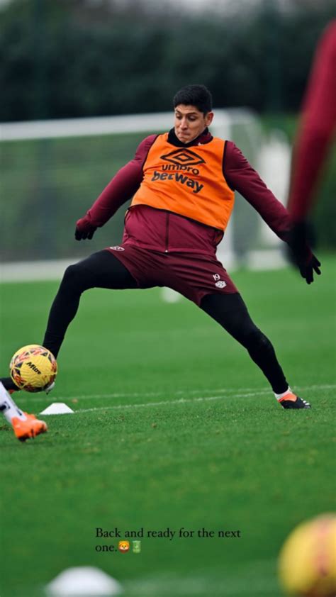 Edson Álvarez Ya Entrena Con El West Ham Para Su Partido De Regreso