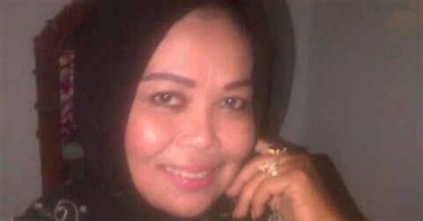 Tante Sari Janda Stw Cari Teman Curhat Janda Super Cari Suami