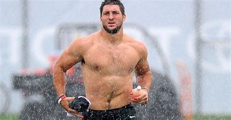 How Does Tim Tebow Feel About Being One Of Peoples Sexiest Men Alive