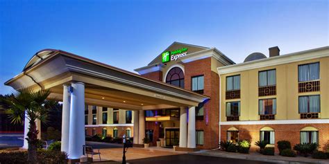 Karte Und Anfahrtsbeschreibung Für Das Holiday Inn Express And Suites