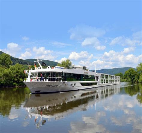 Seven Differences Between River And Ocean Cruising
