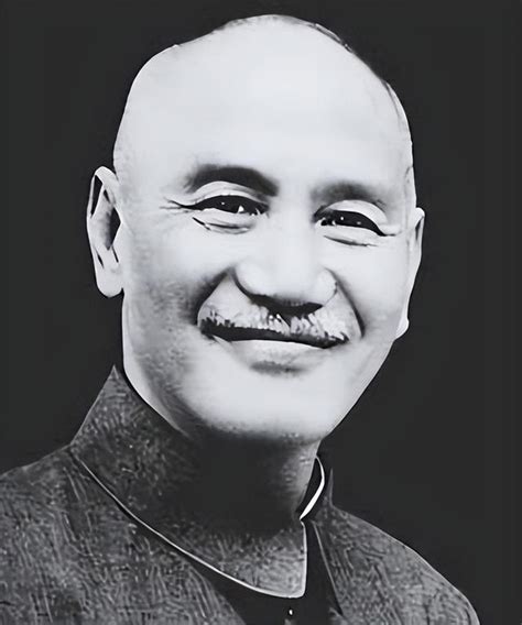 蔣介石臨終前提起一個人，蔣經國聽後臉色大變，事後才知父親用心 每日頭條