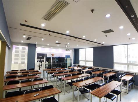 西安鸥鹏未央校区 装修风貌篇 公司动态 西安编程培训 It考试认证 专业培训网站 教育培训机构排名 西安鸥鹏官网 网络安全 Java