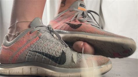 A Shoejob With No Mercy Cbt And Cocktrampling In Very Well Worn Nike
