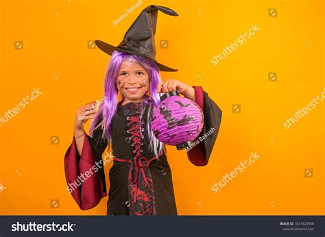 11 Imágenes De Heloin Imágenes Fotos Y Vectores De Stock Shutterstock