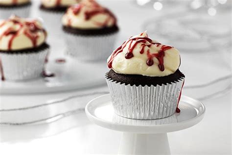 Make The Ideal Wine Lover Cupcakes Red Wine Cupcakes With Cream Cheese