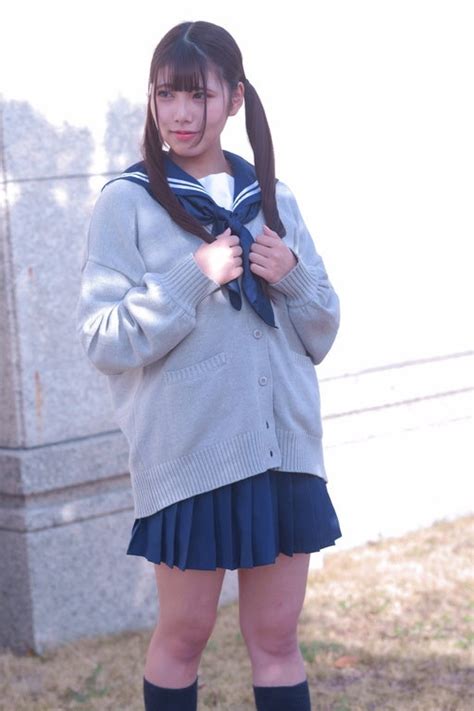 四つ葉にこちゃん 午後）2023年3月11日雑誌cream×制服ダイサツ 5 ブローニーのブログ