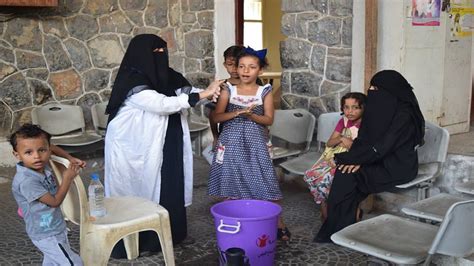 الأمم المتحدة اليمن يواجه مأساة بسبب المجاعة والكوليرا والحرب