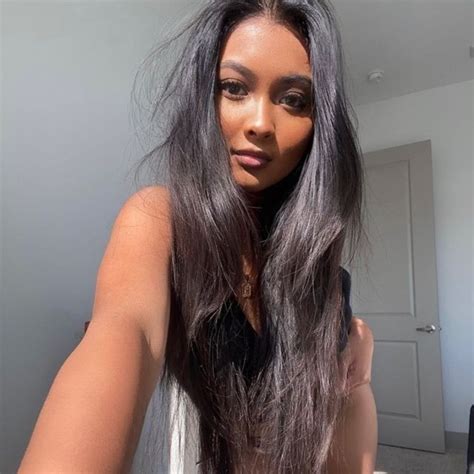 PIN SROITHONG Okaypin Threads Say More