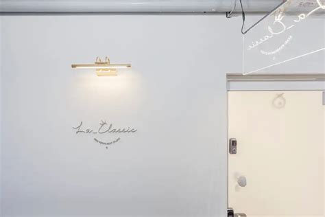 화이트and우드톤 모던한 반영구샵 인테리어 인천 서구 청라동