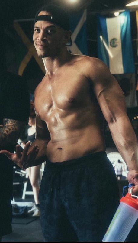 Ricky Starks Rwrestlewiththepackage