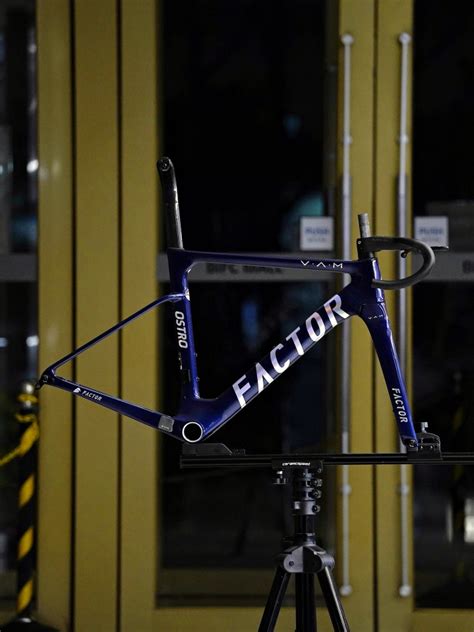 팩터 오스트로 Vam 카멜레온 컬러 52사이즈 로드 프레임세트 입고 네이버 블로그