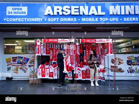 Mini Mart Hi Res Stock Photography And Images Alamy