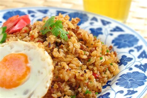 李錦記 蒜蓉辣椒醤からしみそニンニク入り368g｜横浜大飯店オンラインショップ