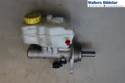 6R0-611-301-A : Bremsevæskebeholder og Bremse hovedcylinder - Autoparts24