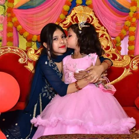 🅰🅽🅸🆈🅰♡ Saniya1178 • Threads Say More