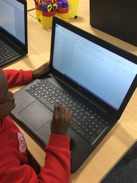 Year 1 Class 4 Computing Word Processing Skills St Bartholomew