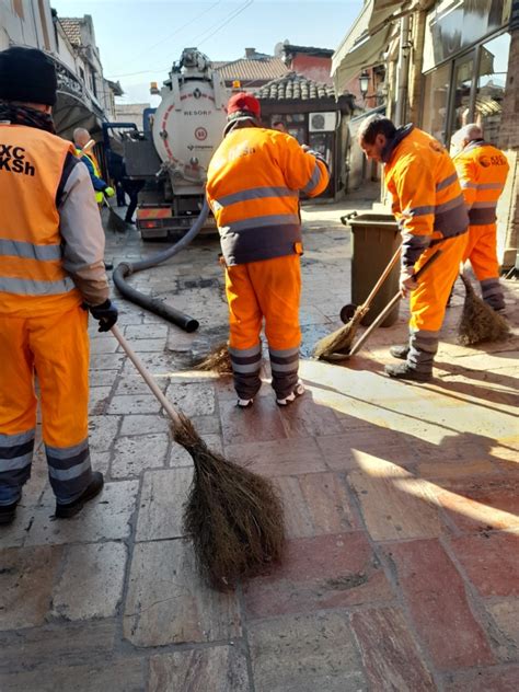 ПРОДОЛЖУВА АКЦИЈАТА ЗА ЧИСТЕЊЕ НА СТАРАТА СКОПСКА ЧАРШИЈА