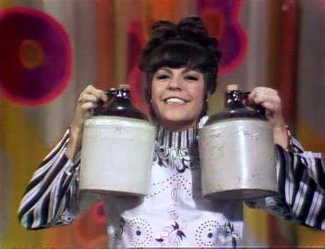 Jo Anne Worley